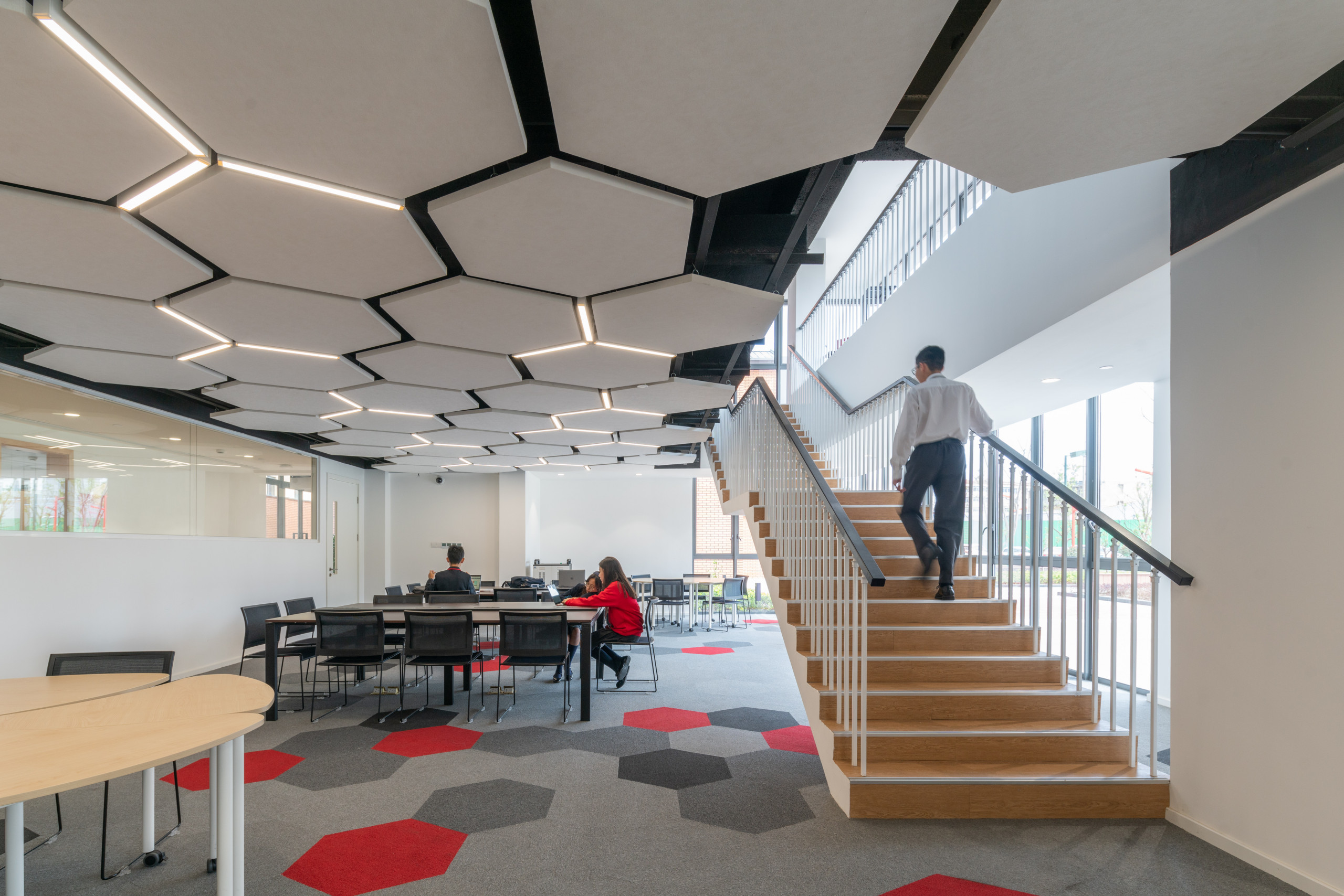 如何让学校拥有更加丰富的教学空间？ - EVA Architects 艺瓦建筑